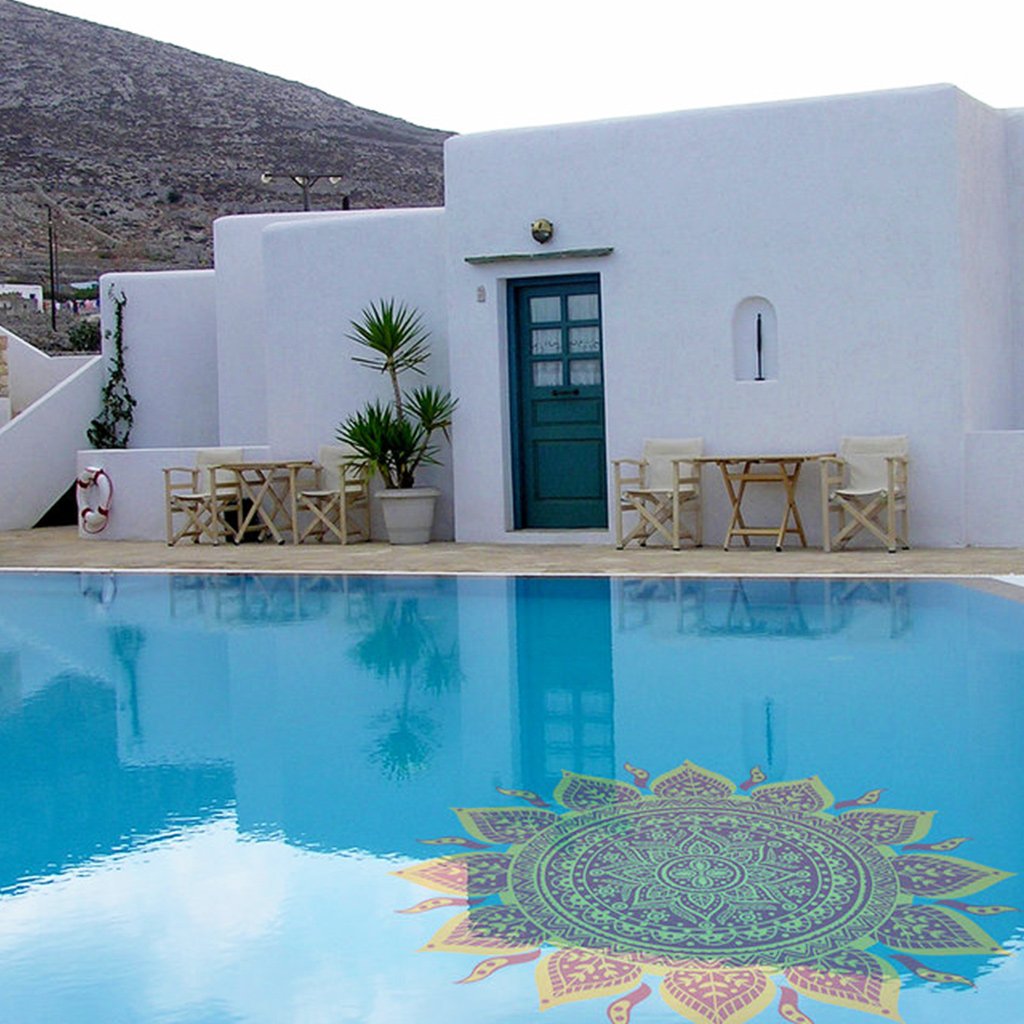 Pool Centerpieces & Mosaics | Luxury Swimming Pool Designs