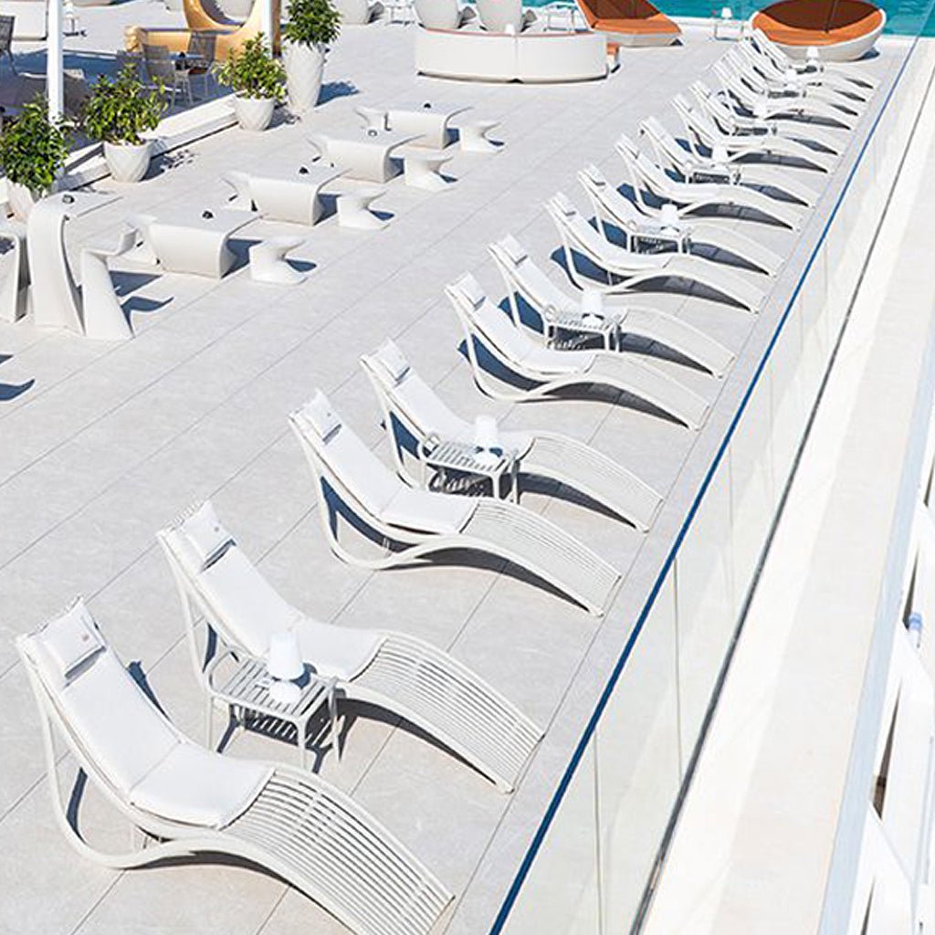 Ibiza Side Table by Vondom | Luxury In-Pool and Patio Furniture ...