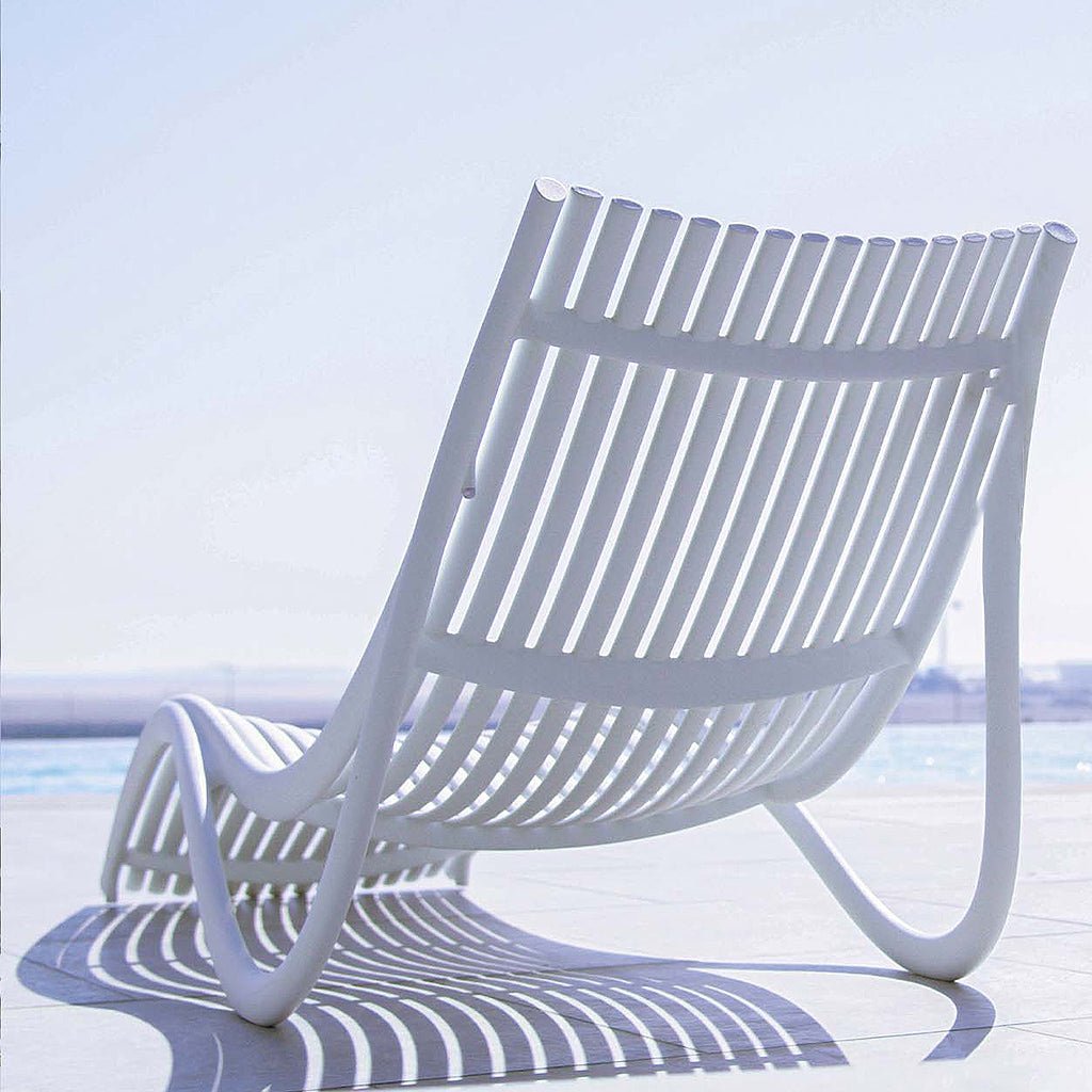 Ibiza Sun Lounger by Vondom | Luxury In-Pool and Patio Furniture ...